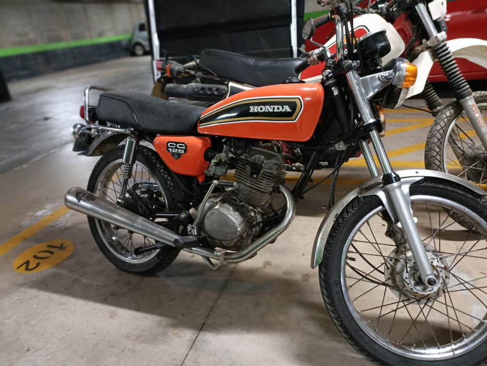 CG125 1977 - CG125 1978 - XLX 225r 1983 - AircooledSales