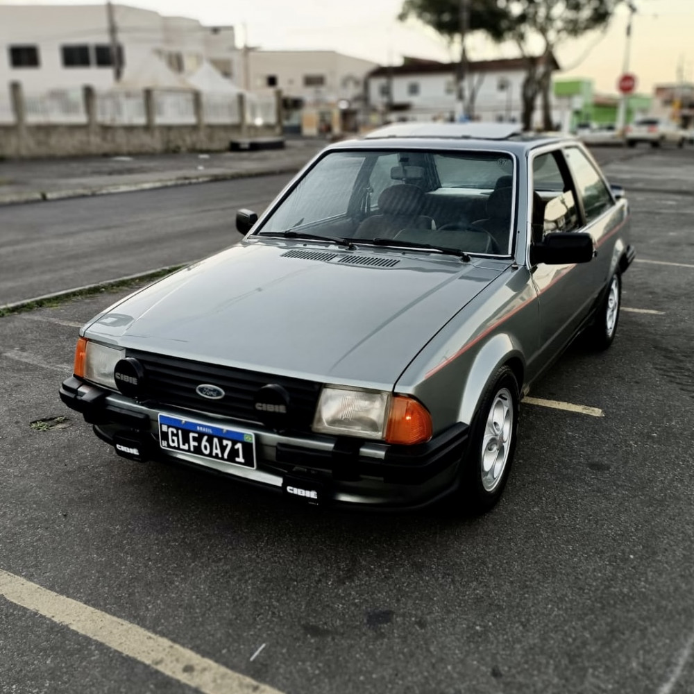 Escort GL 1985 - Placa Preta - AircooledSales