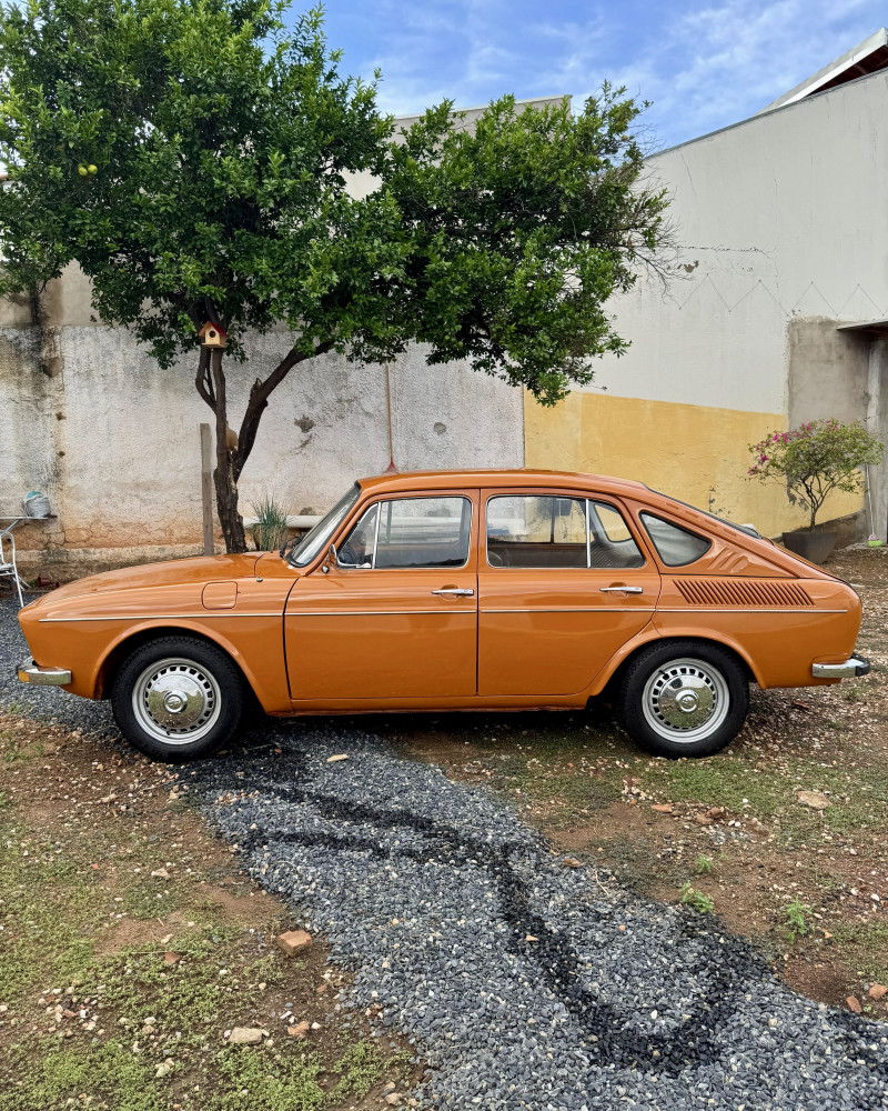 VW TL 1600 1973 - 4 Portas - AircooledSales